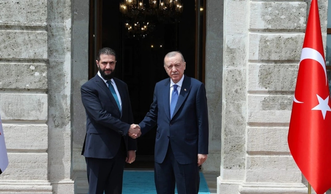 أنقرة: سنقدم الدعم للإدارة السورية الجديدة اذا اتخذت مبادرة لتوحيد البلد